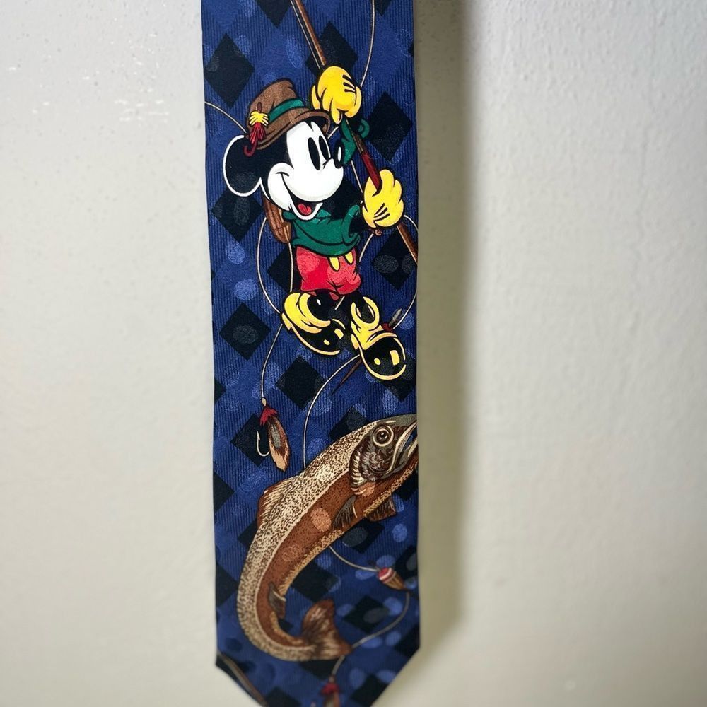 The Disney Store Tie Mickey Mouse Fishing Vintage Men… - Gem